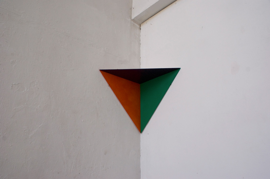 Corner piece • elodiegarrone.com